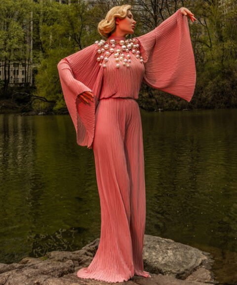 Take Risk, Play Big: Melisa Gun | L'Officiel